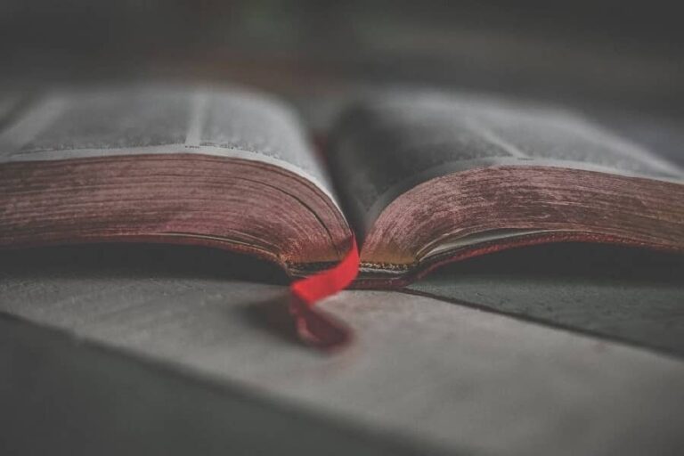 40 Bible Verses About Deception - Jesus In The Every Day